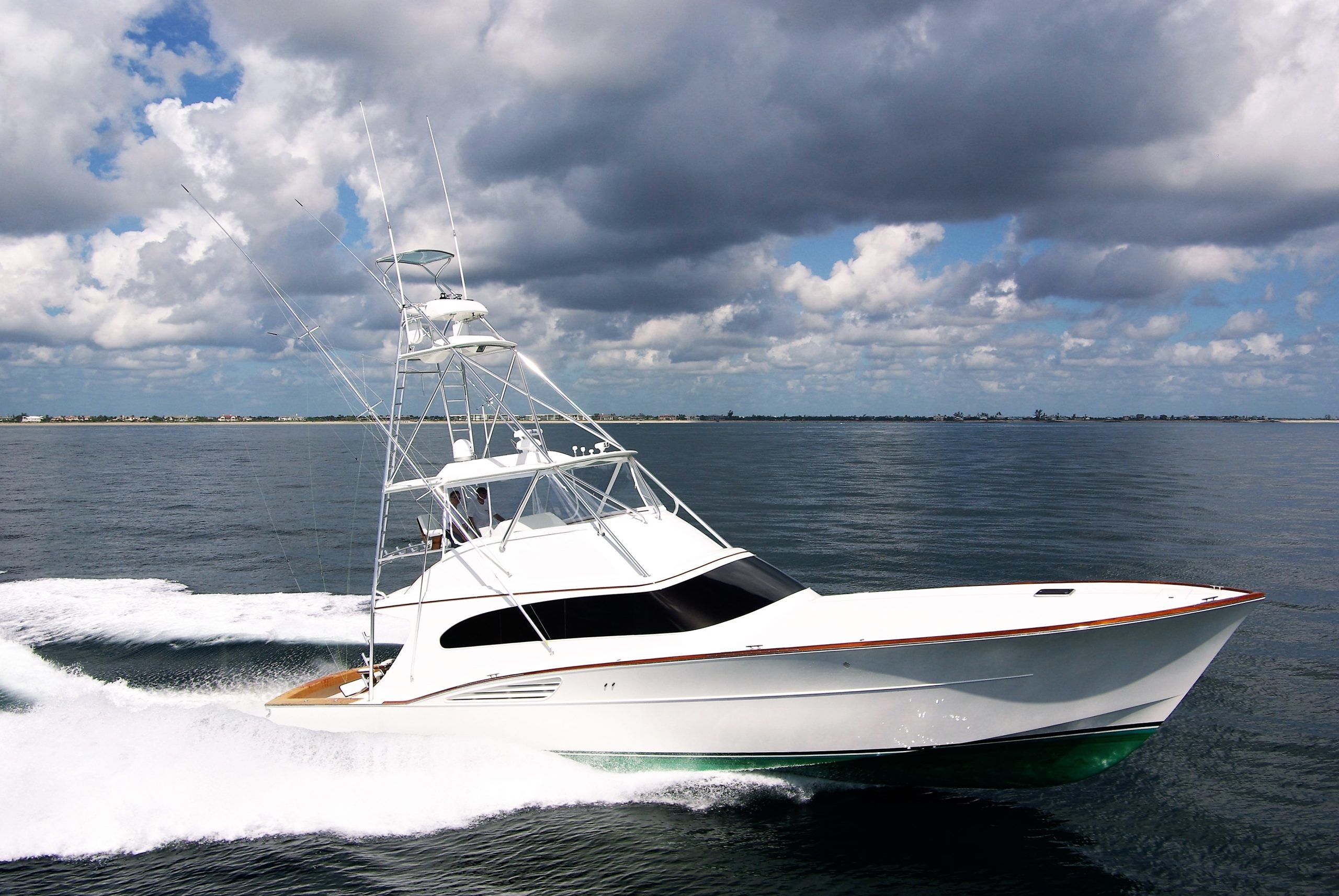 Garlington 61 Flybridge: Prices, Specs, Reviews and Sales Information ...