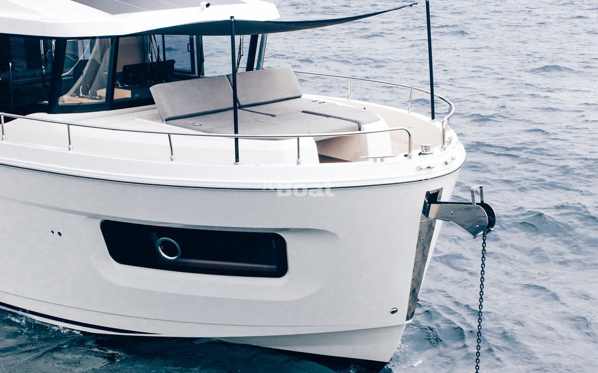 Beneteau Swift Trawler 54: Prices, Specs, Reviews and Sales Information ...
