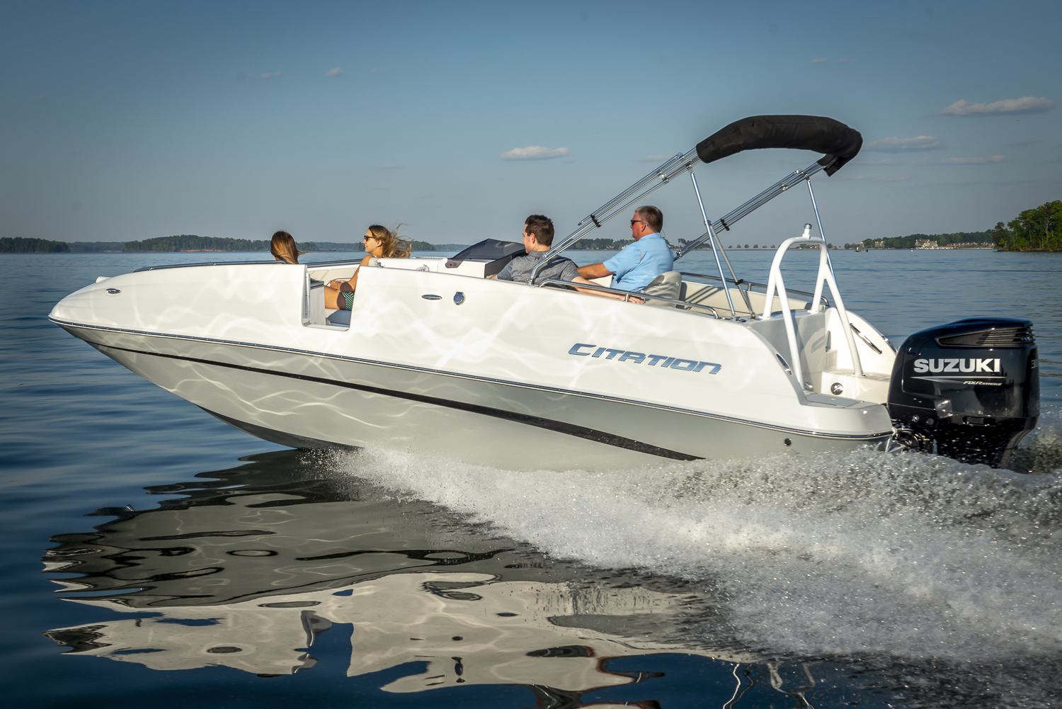 Sea Pro Citation 2400: Prices, Specs, Reviews and Sales Information ...