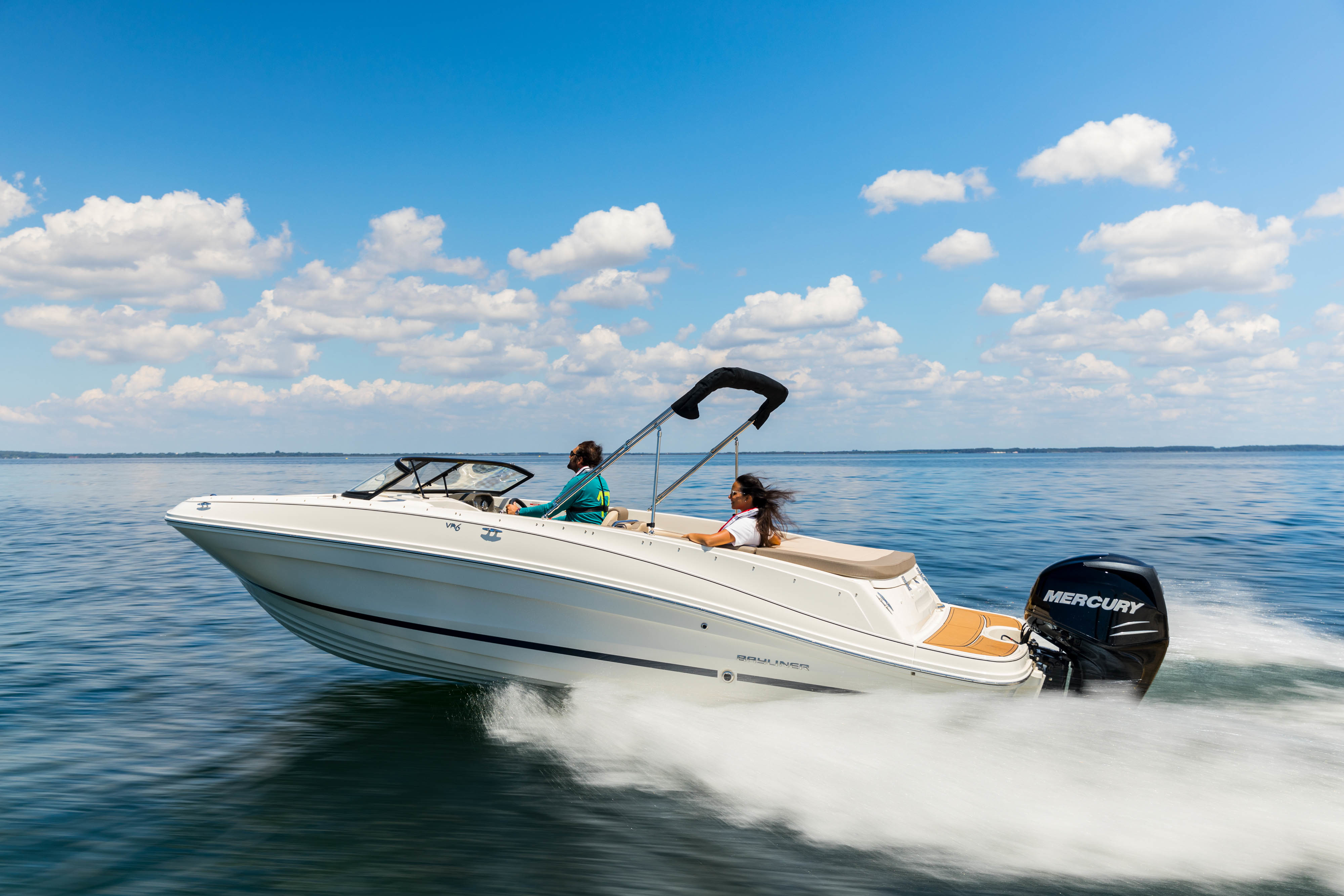 Bayliner VR6 Bowrider Outboard: Prices, Specs, Reviews and Sales ...
