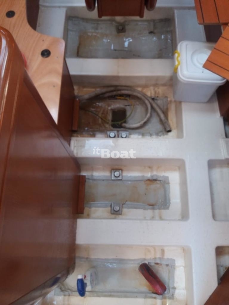 For Sale: Beneteau Oceanis Clipper 343 (2008) sailing yacht - itBoat