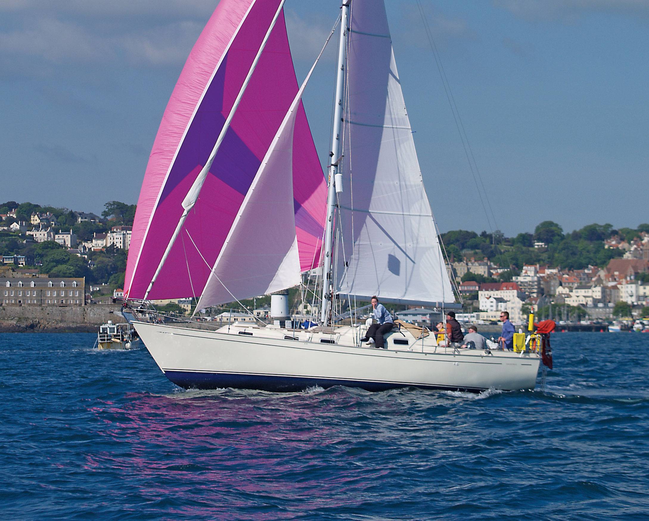 Southerly Vancouver 34 Classic: Prices, Specs, Reviews and Sales ...