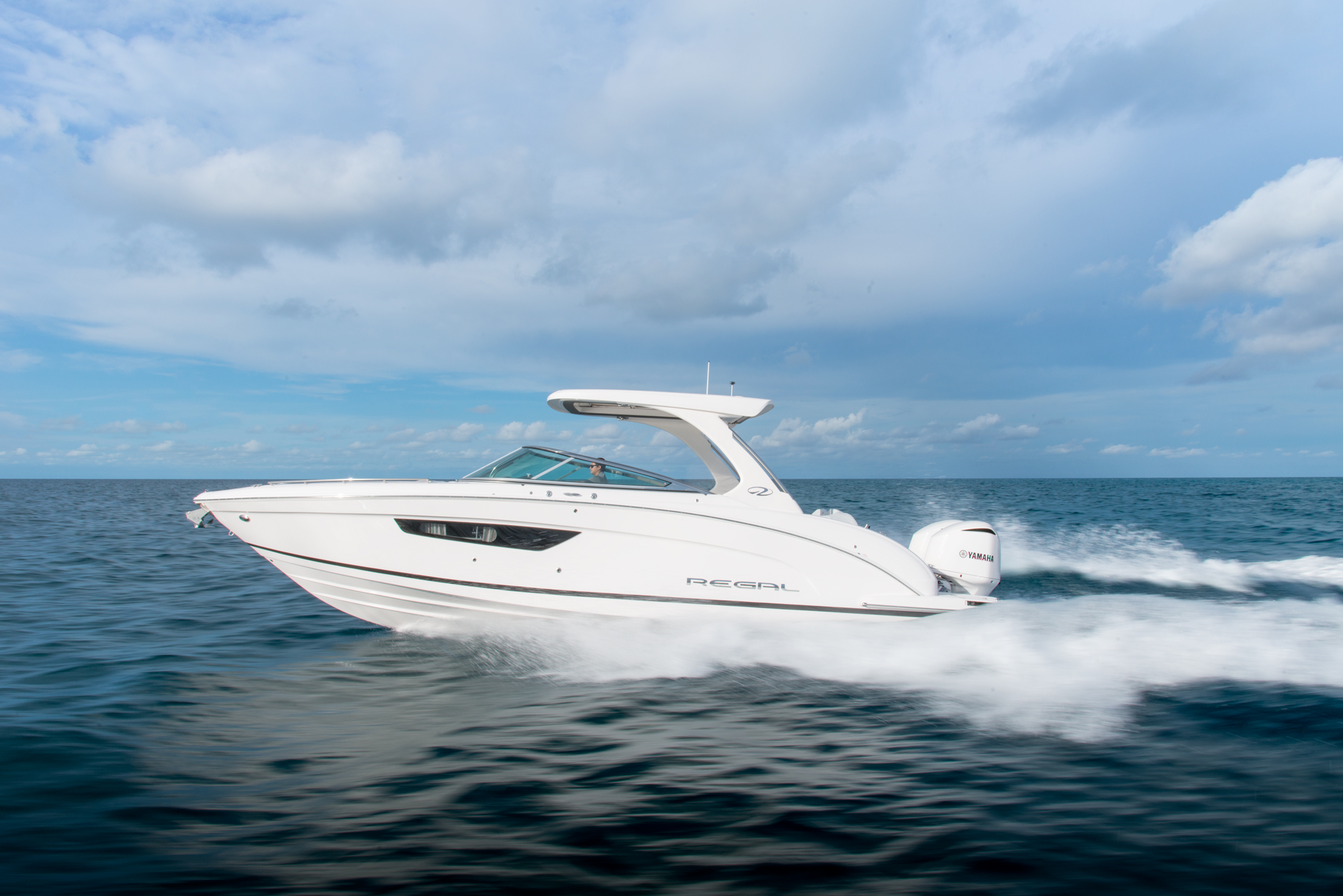 Regal 33 OBX: Prices, Specs, Reviews and Sales Information - itBoat
