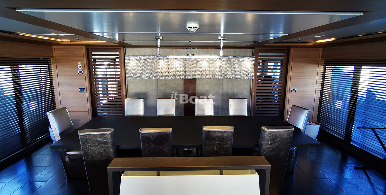 Gentech Navis One Superyacht: Features, Photos & Specifications - itBoat