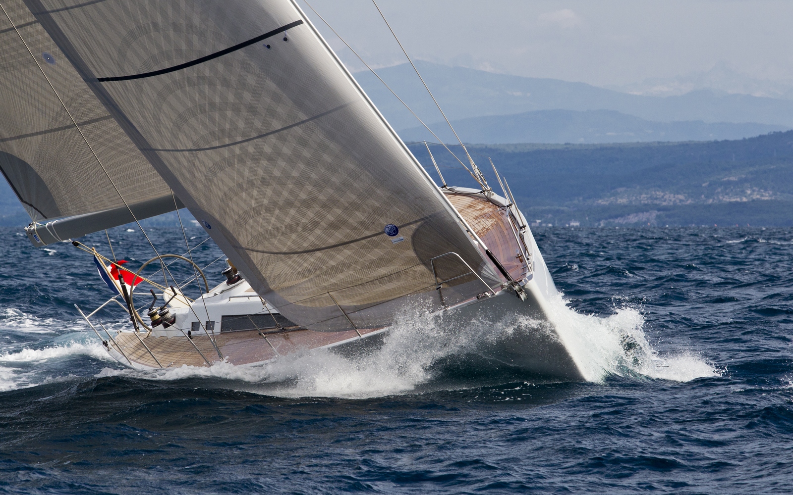 Solaris 44: Prices, Specs, Reviews and Sales Information - itBoat