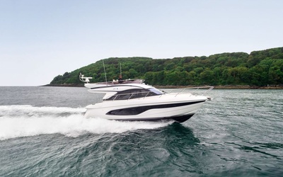 Princess R35: узнать характеристики и цену моторной яхты Вы можете в ...