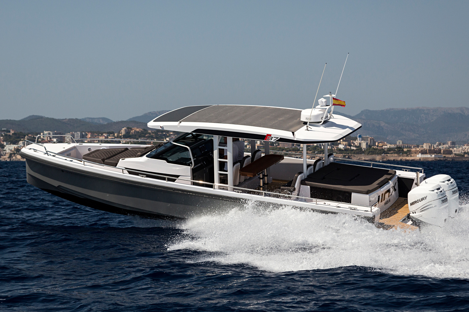 Axopar 37 Sun-Top: Prices, Specs, Reviews and Sales Information - itBoat