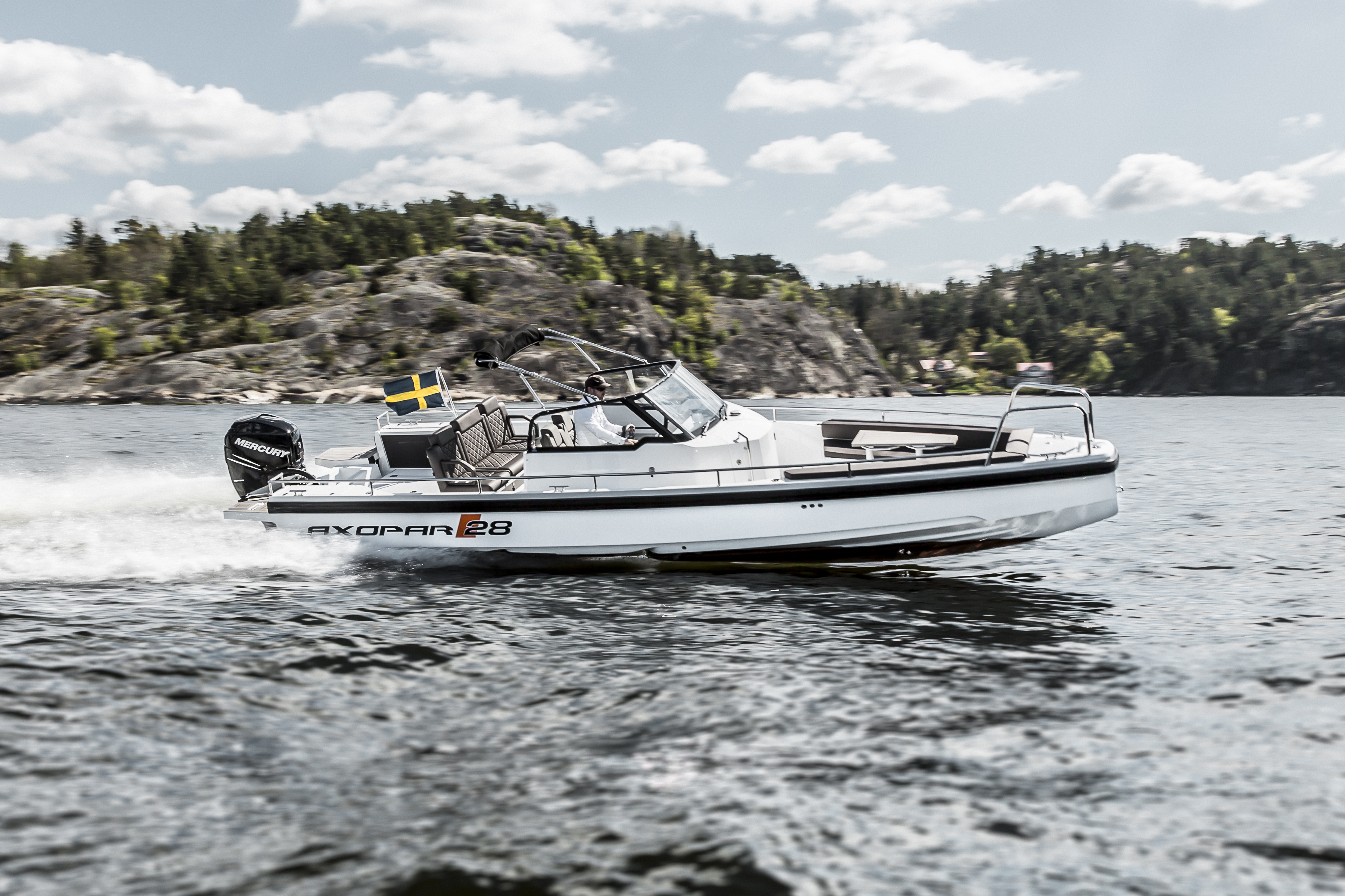 Axopar 28 Open: Prices, Specs, Reviews and Sales Information - itBoat