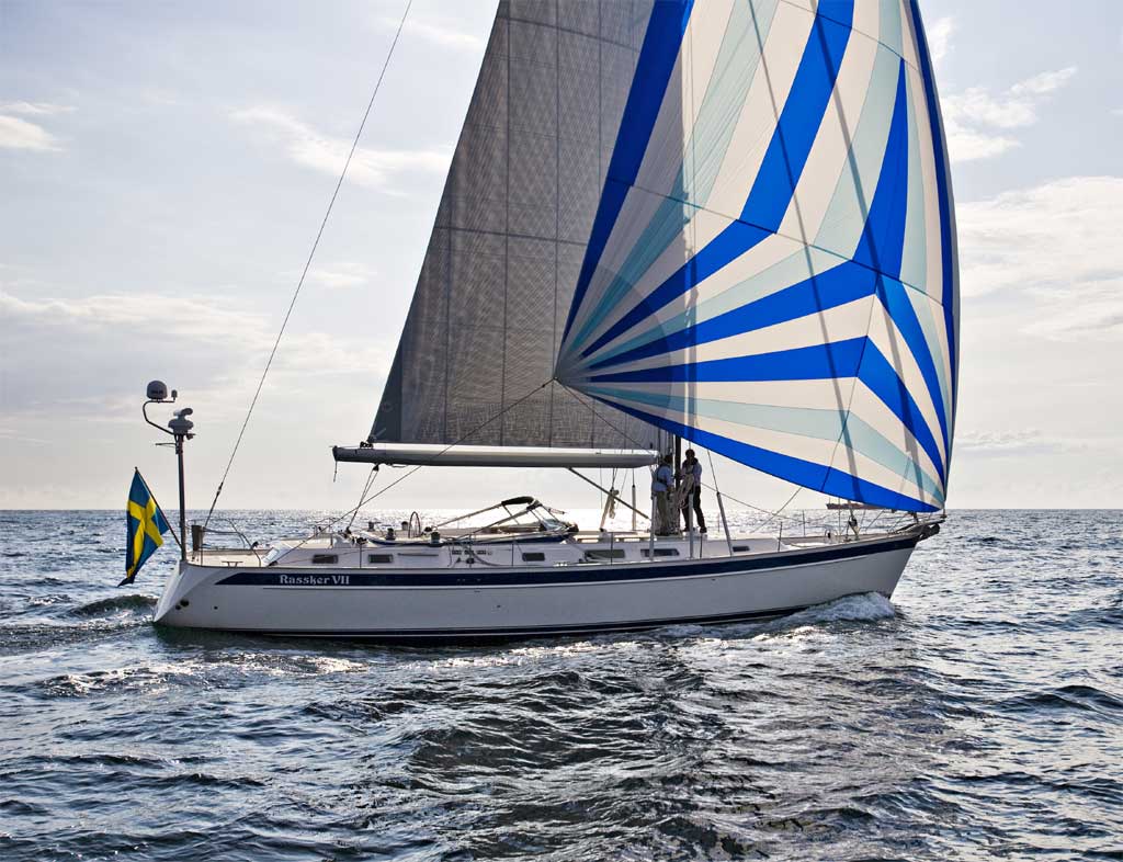 Hallberg-Rassy 54: Prices, Specs, Reviews and Sales Information - itBoat