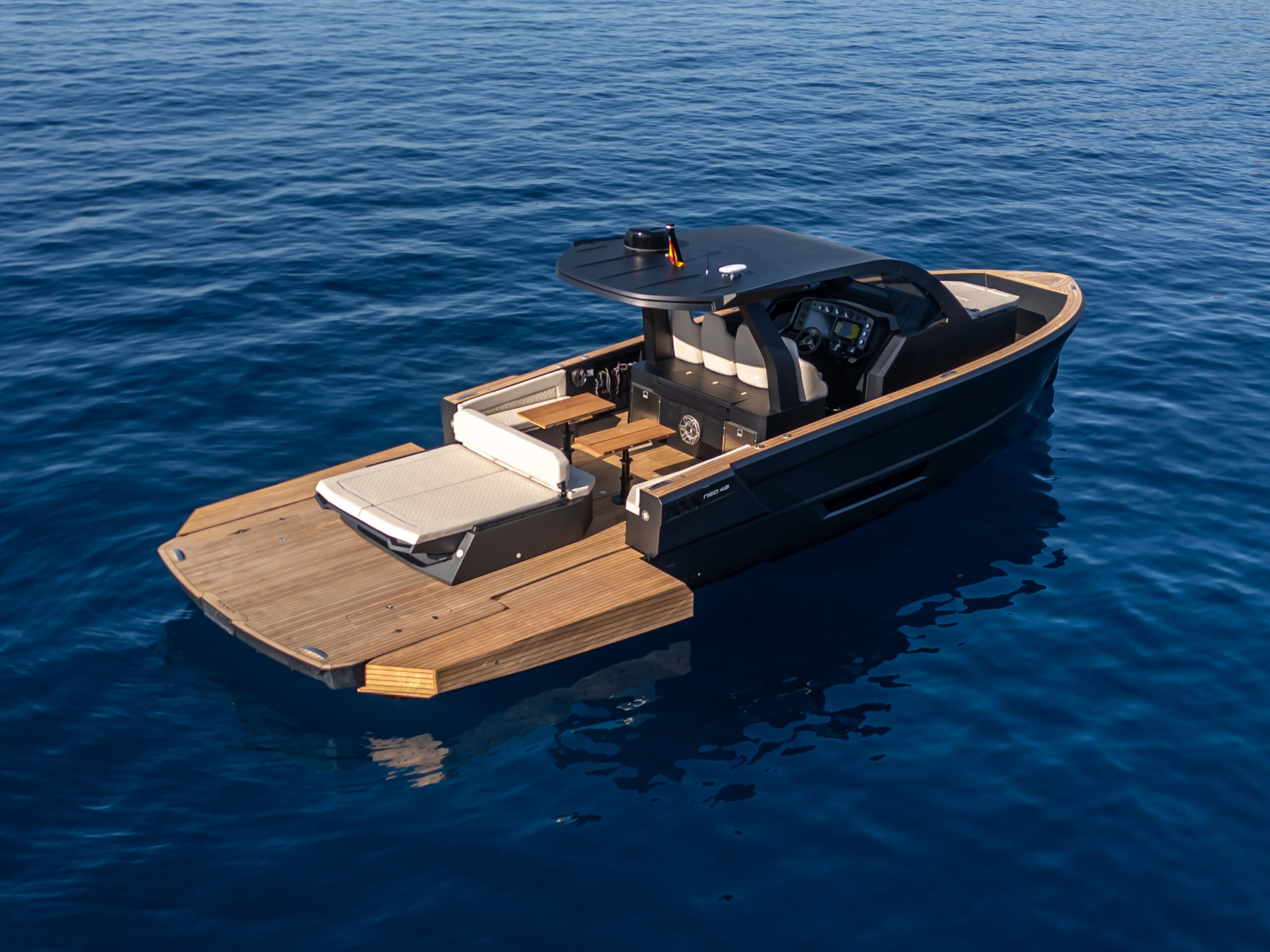 Maxim Neo 43: Prices, Specs, Reviews and Sales Information - itBoat