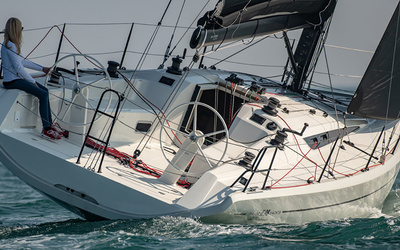 Azuree 40: Prices, Specs, Reviews and Sales Information - itBoat