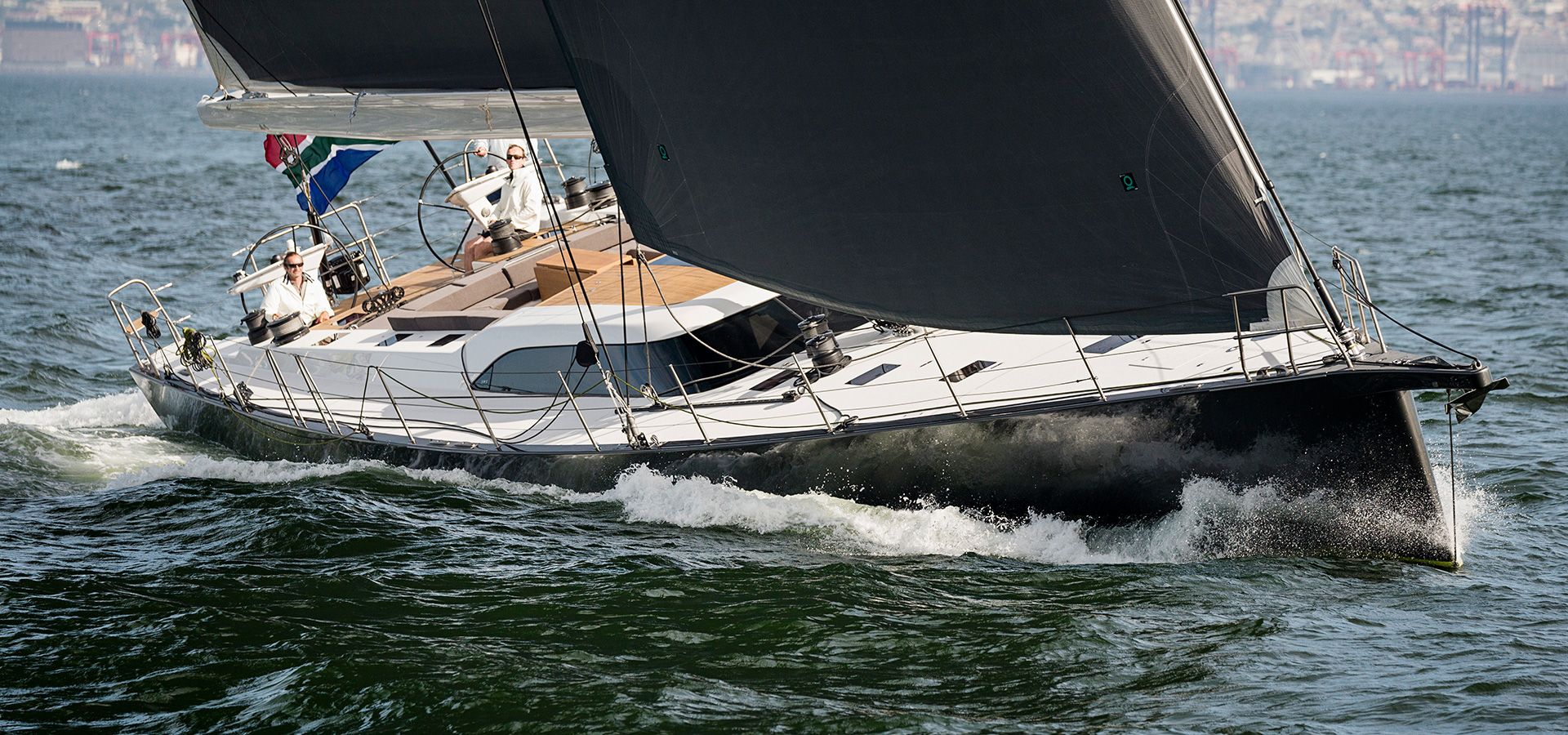 Southern Wind SW82 Raised Saloon: Prices, Specs, Reviews and Sales ...