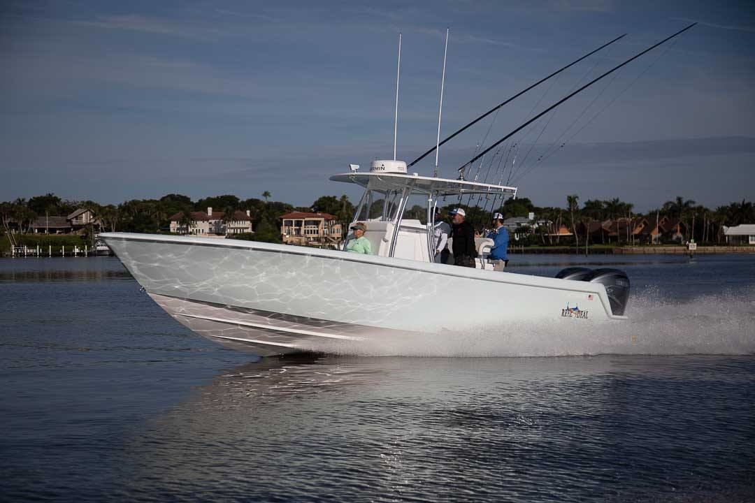 Contender 35ST: Prices, Specs, Reviews and Sales Information - itBoat