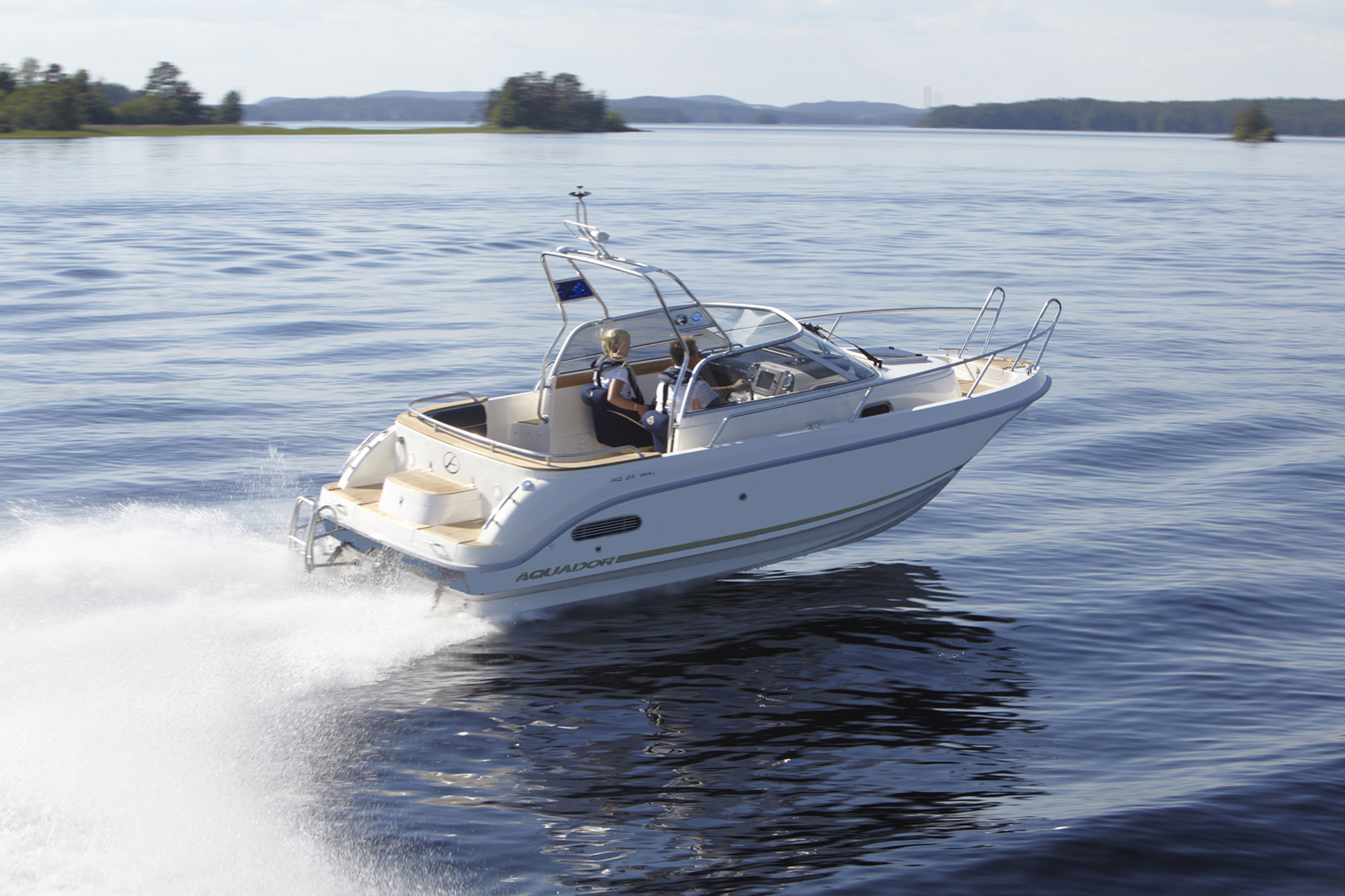 Aquador 22 WA: Prices, Specs, Reviews and Sales Information - itBoat