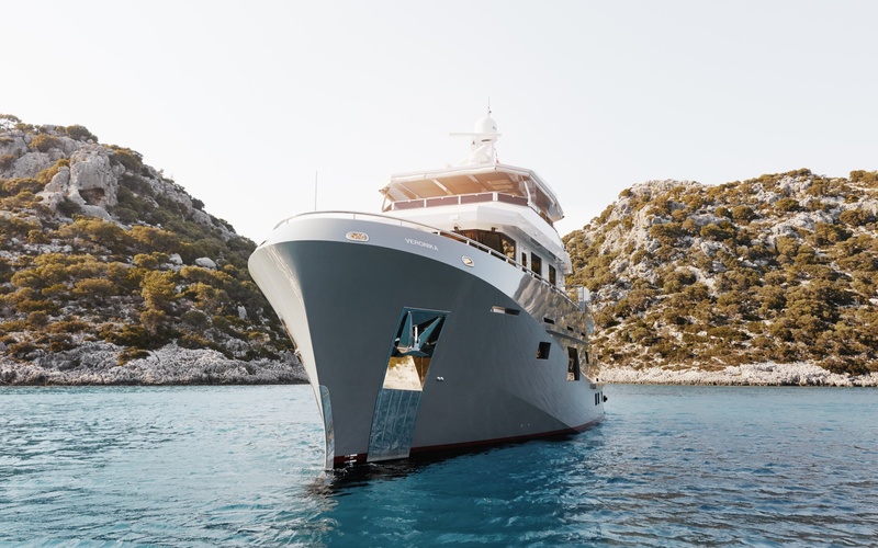 Bering 95: Prices, Specs, Reviews and Sales Information - itBoat