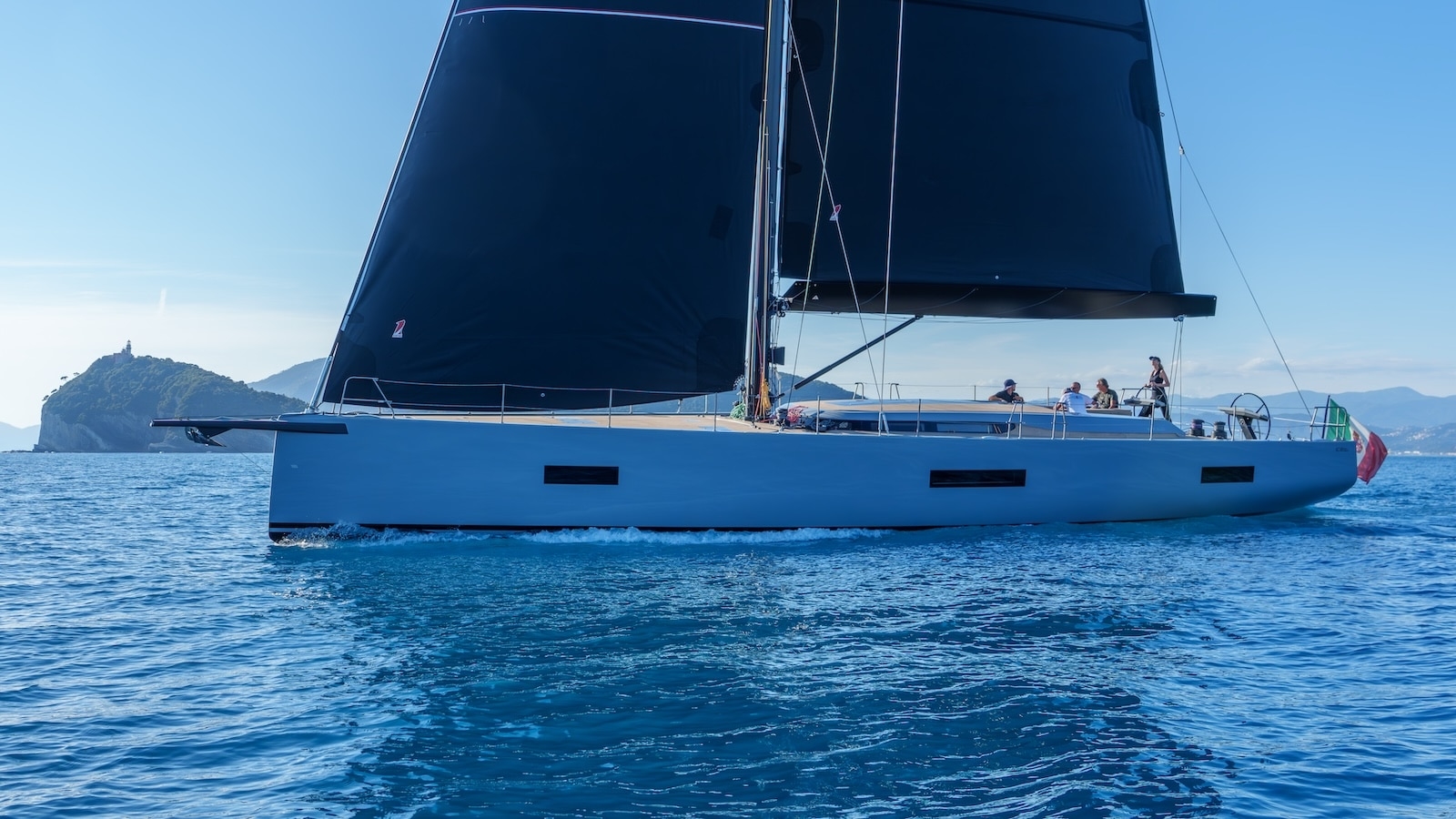 Ice 66 RS: Prices, Specs, Reviews and Sales Information - itBoat