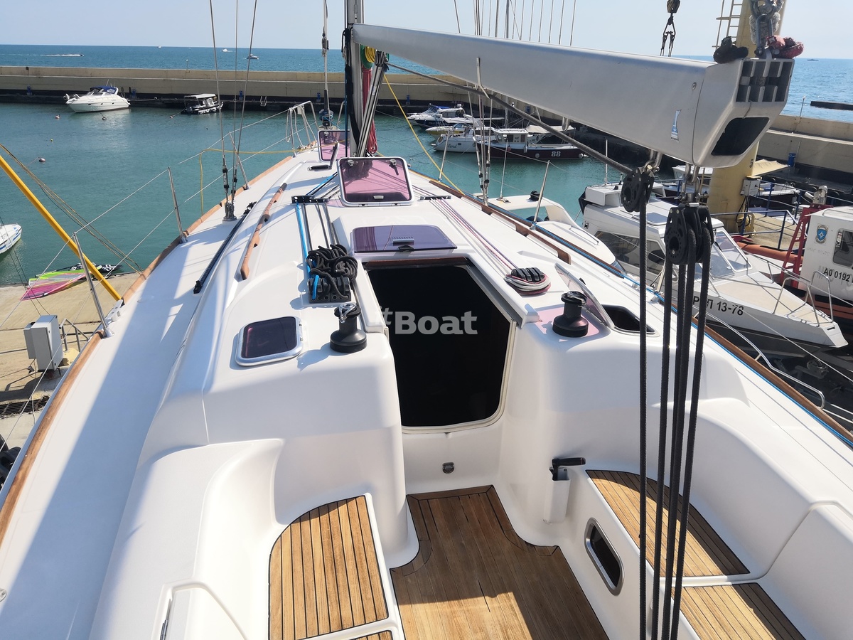 Продается: Dufour 40E (2005) парусная яхта - itBoat