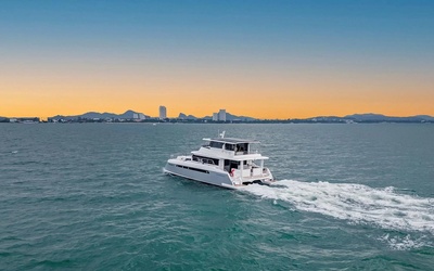 Longreach Power Catamaran: Models, Price Lists & Sales - itBoat