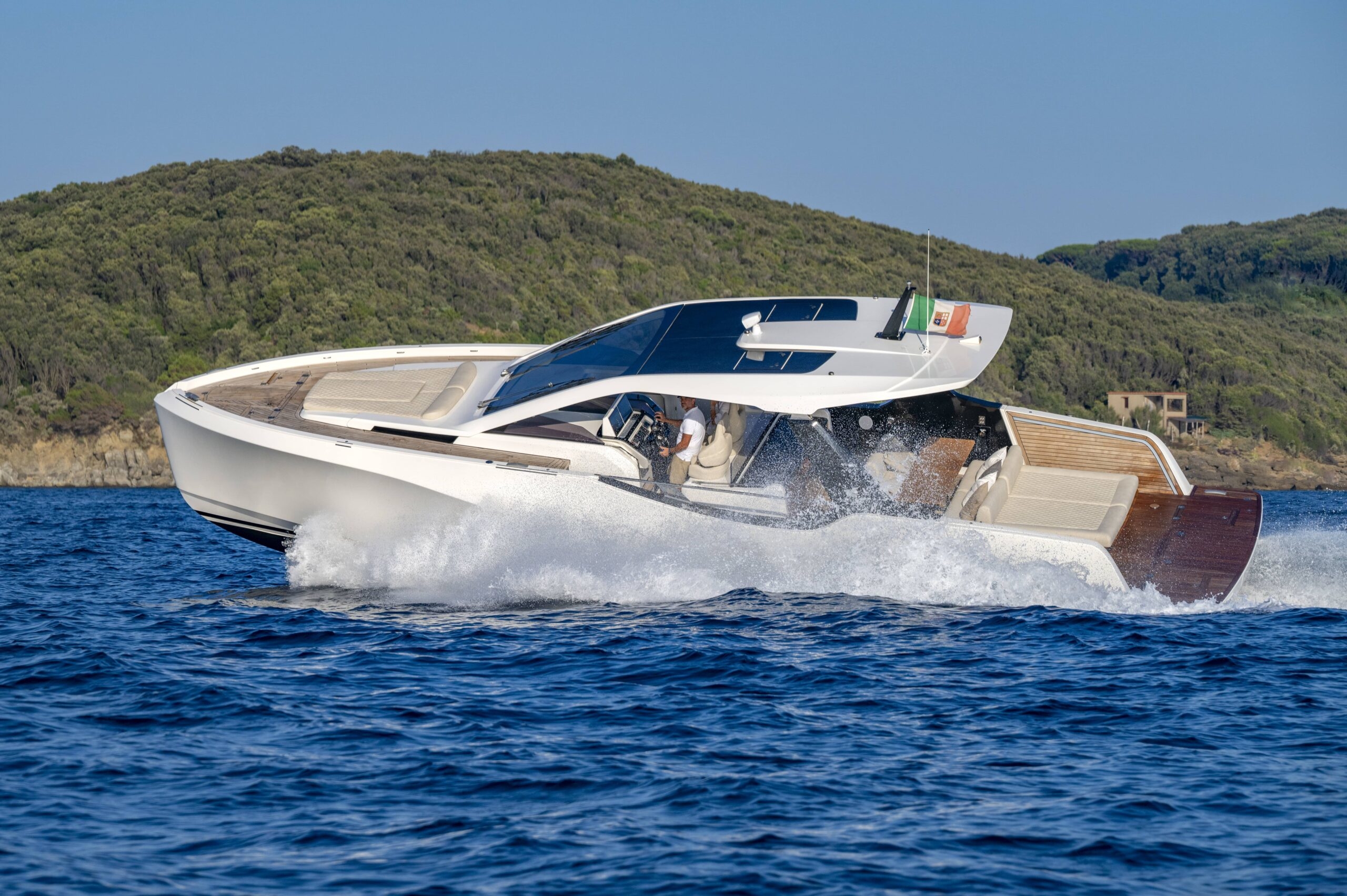 Italia IY 43 Veloce: Prices, Specs, Reviews and Sales Information - itBoat