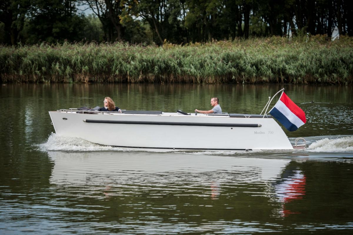 Maxima 730: Prices, Specs, Reviews and Sales Information - itBoat