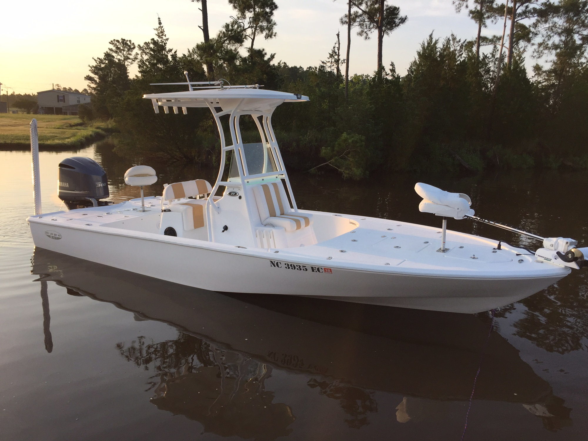 Cape Horn 23 Cape Bay: Prices, Specs, Reviews and Sales Information ...