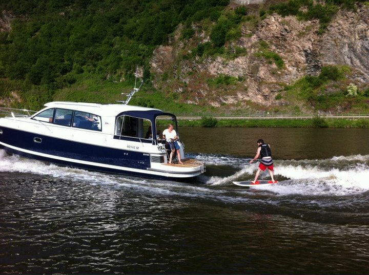 Riding the wave - photo of the day from itBoat magazine