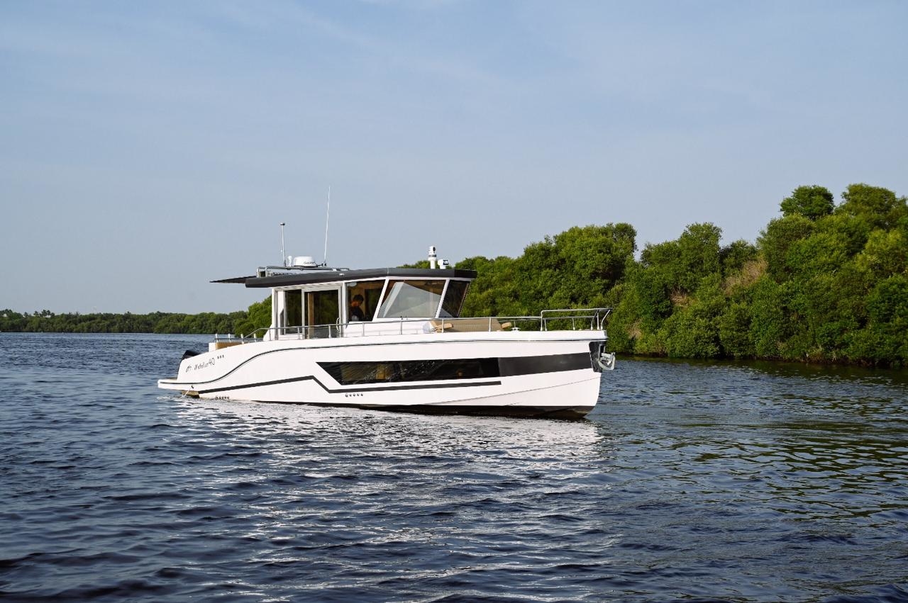 Al Shaali Magellan 40: Prices, Specs, Reviews and Sales Information ...