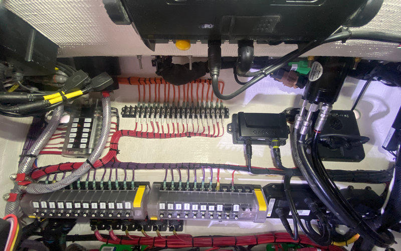 Reef Runner 280 Open: Prices, Specs, Reviews and Sales Information - itBoat