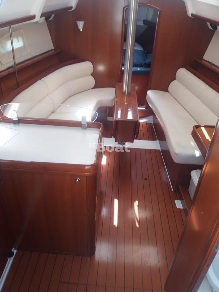 For Sale: Beneteau Oceanis Clipper 343 (2008) sailing yacht - itBoat