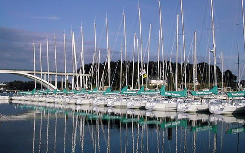 Pogo 30: Prices, Specs, Reviews and Sales Information - itBoat