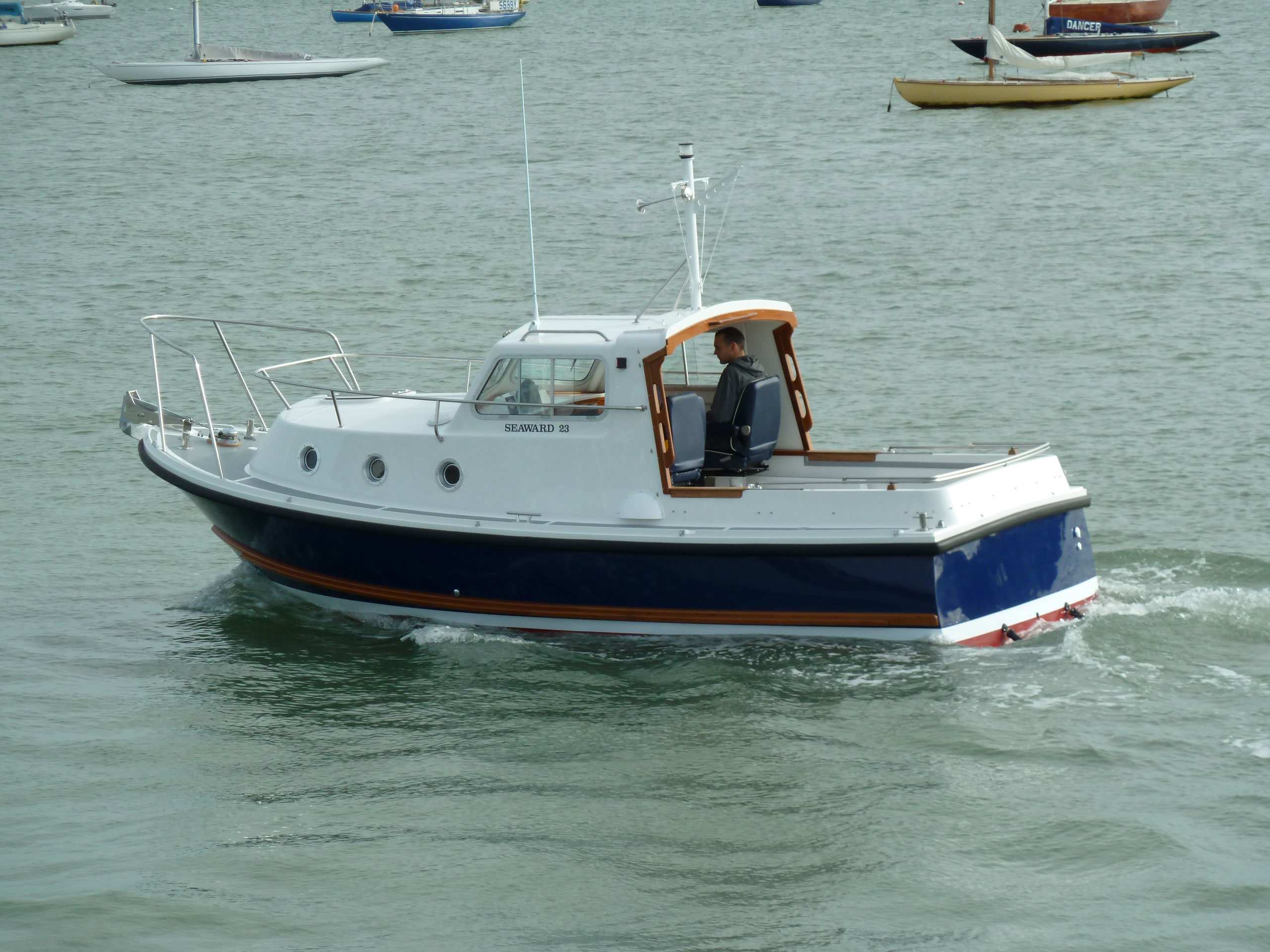 Seaward 23 E20 Weekender: Prices, Specs, Reviews and Sales Information ...