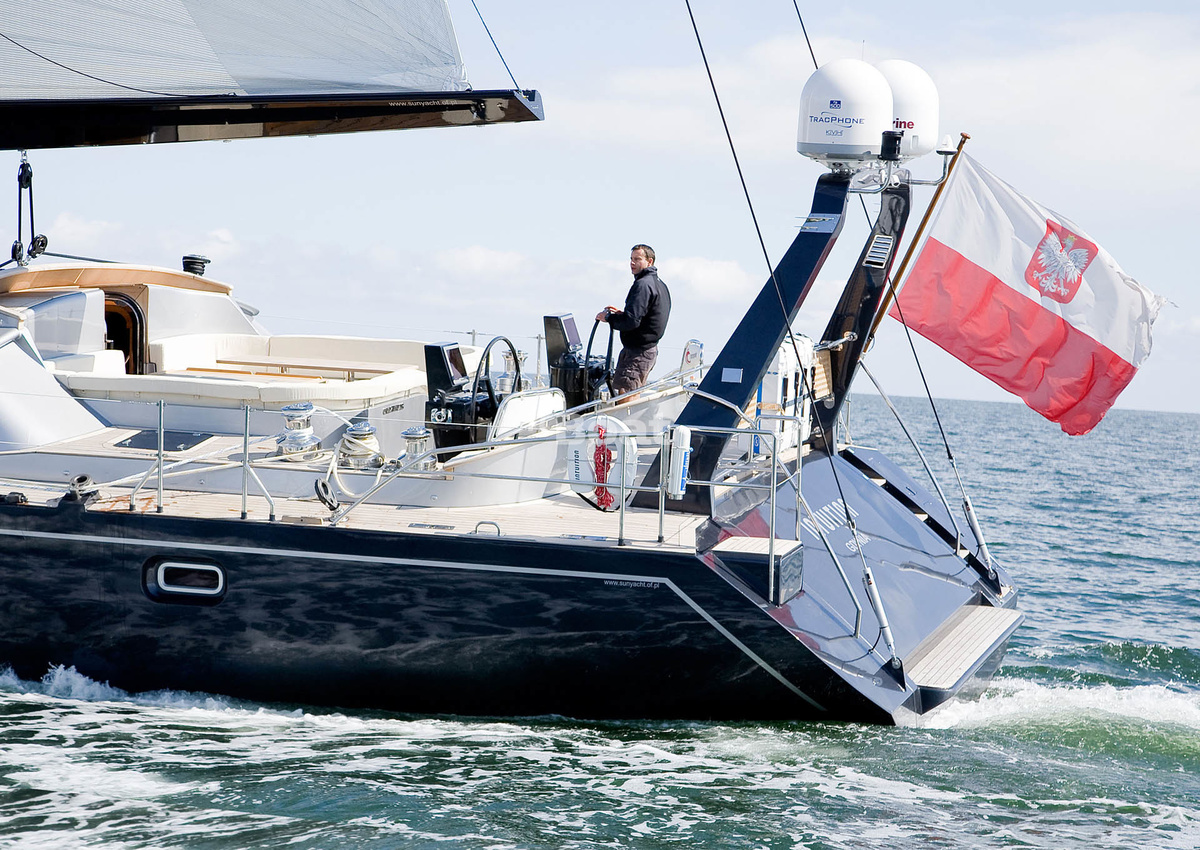 Conrad 80: Prices, Specs, Reviews and Sales Information - itBoat