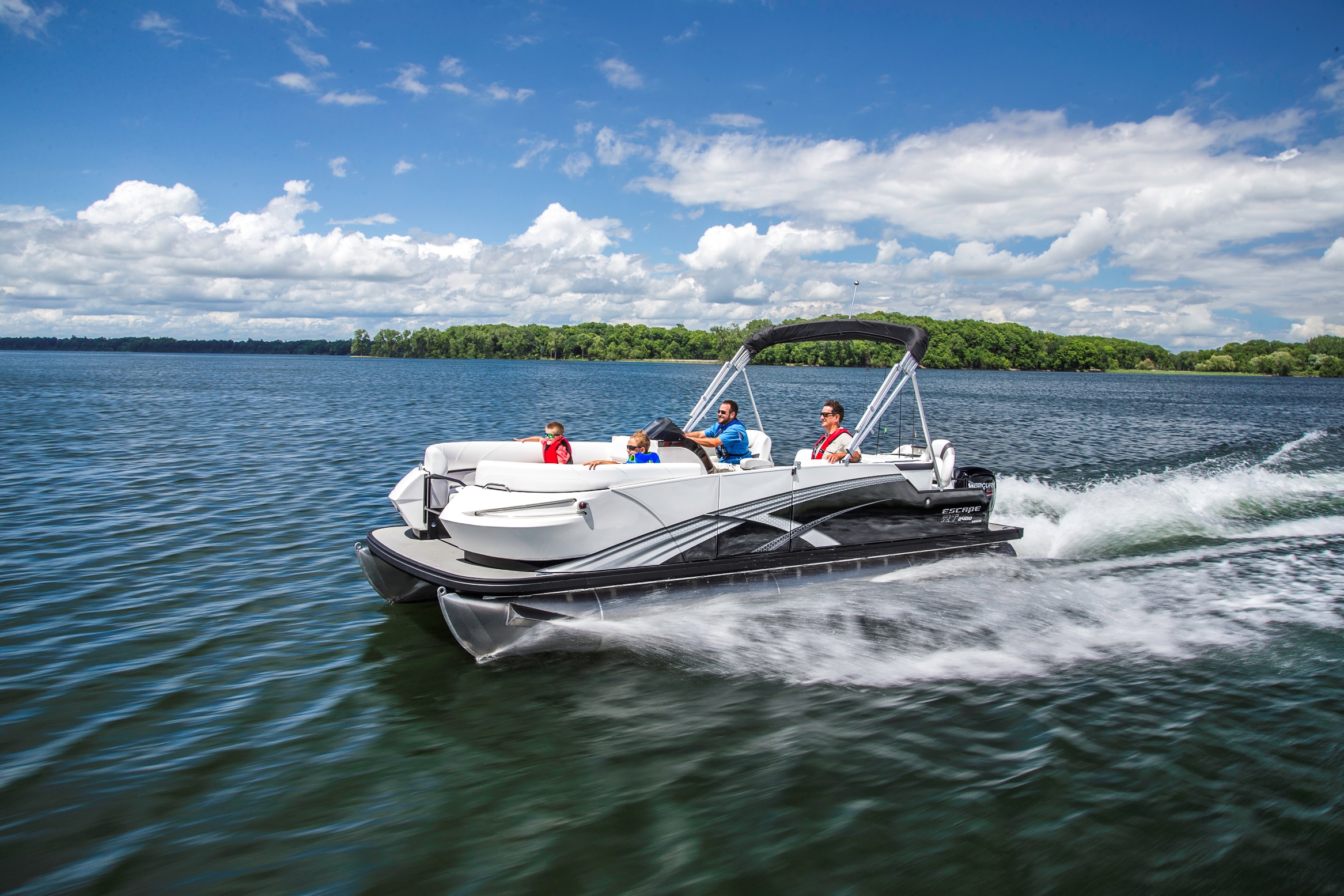 Larson 2400 Escape RT Twin Fish: Prices, Specs, Reviews and Sales ...