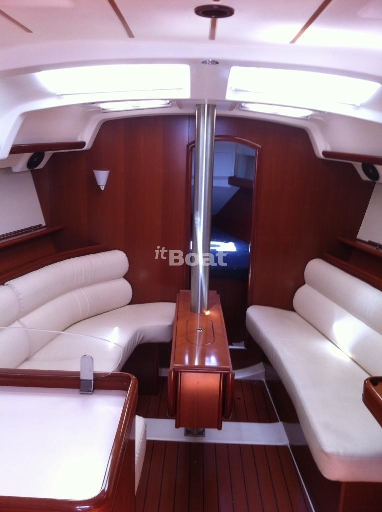 For Sale: Beneteau Oceanis Clipper 343 (2008) sailing yacht - itBoat