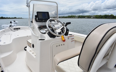 Robalo R200: Prices, Specs, Reviews and Sales Information - itBoat