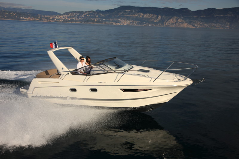 Jeanneau Leader 8: Prices, Specs, Reviews and Sales Information - itBoat