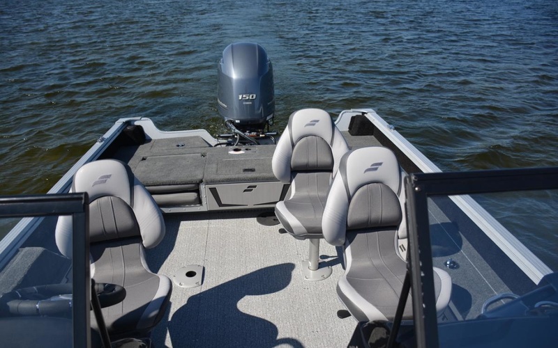 Crestliner 1850 Raptor: Prices, Specs, Reviews and Sales Information ...