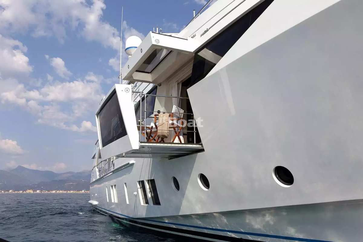 Benetti Fast 125: Prices, Specs, Reviews and Sales Information - itBoat