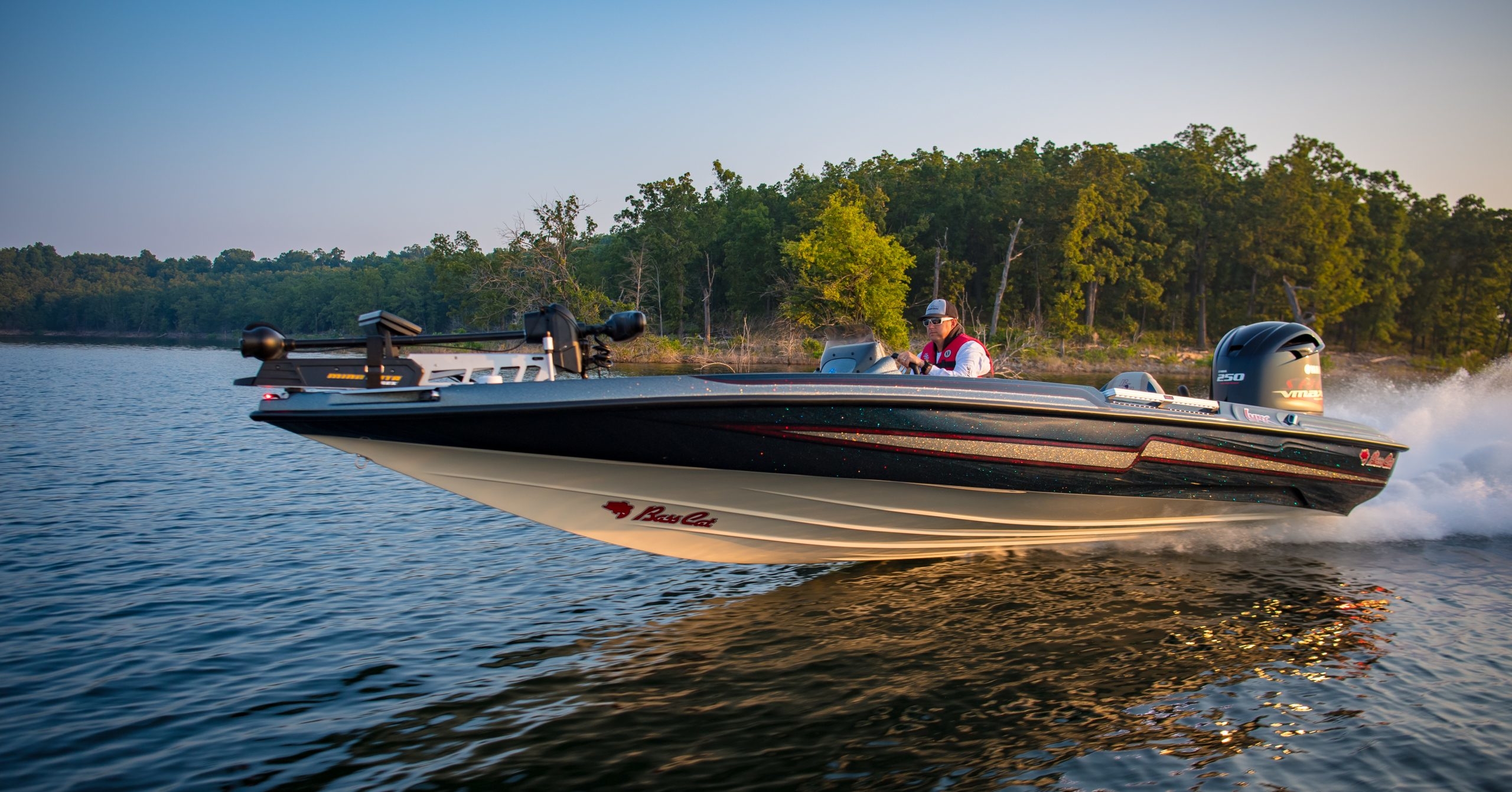 Bass Cat Lynx: Prices, Specs, Reviews and Sales Information - itBoat