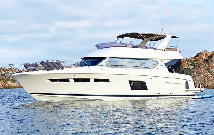 Buy a motor yacht. Listings for the sale of used motor yachts - itBoat