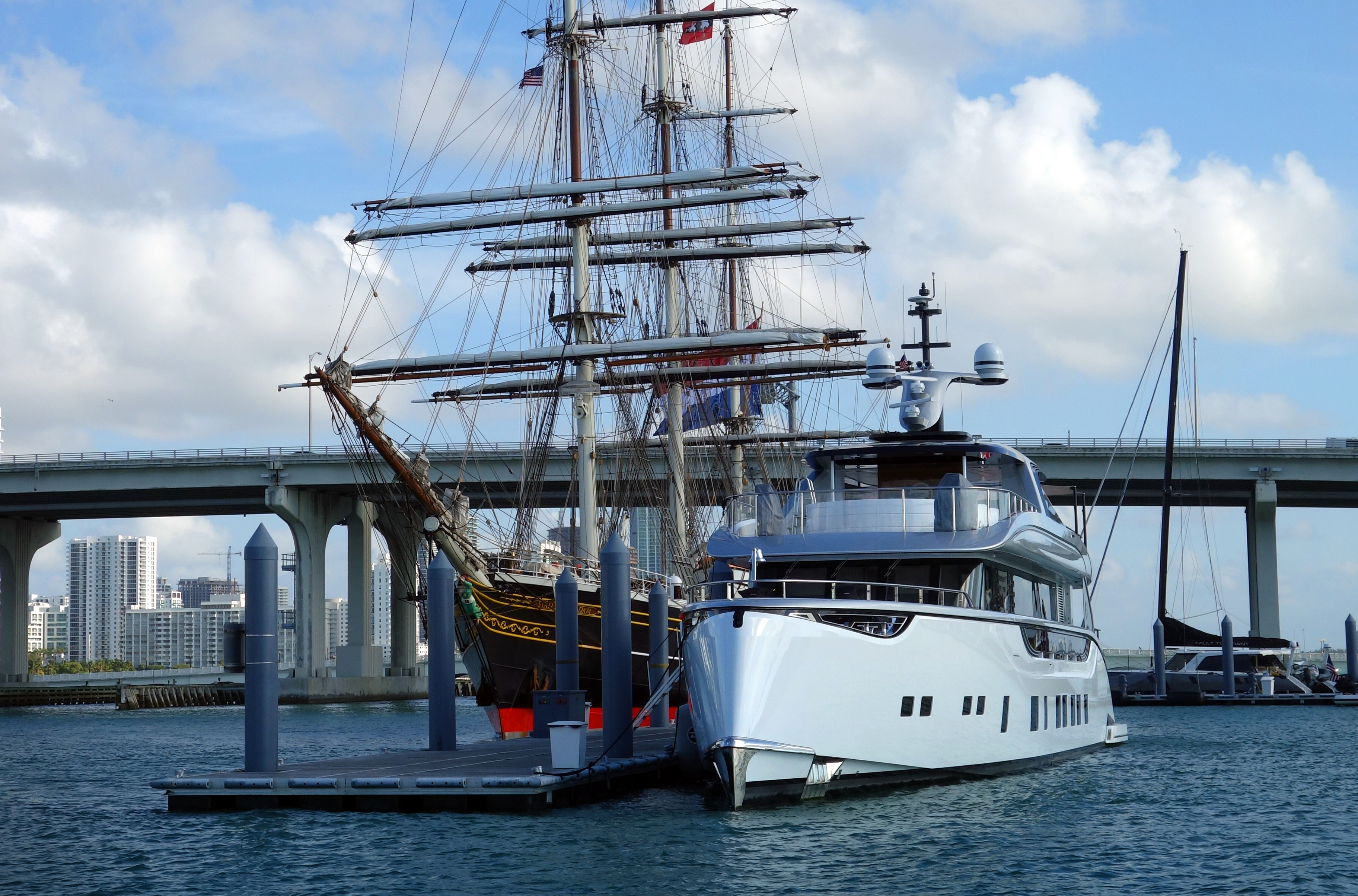 Old and new - photo of the day from itBoat magazine