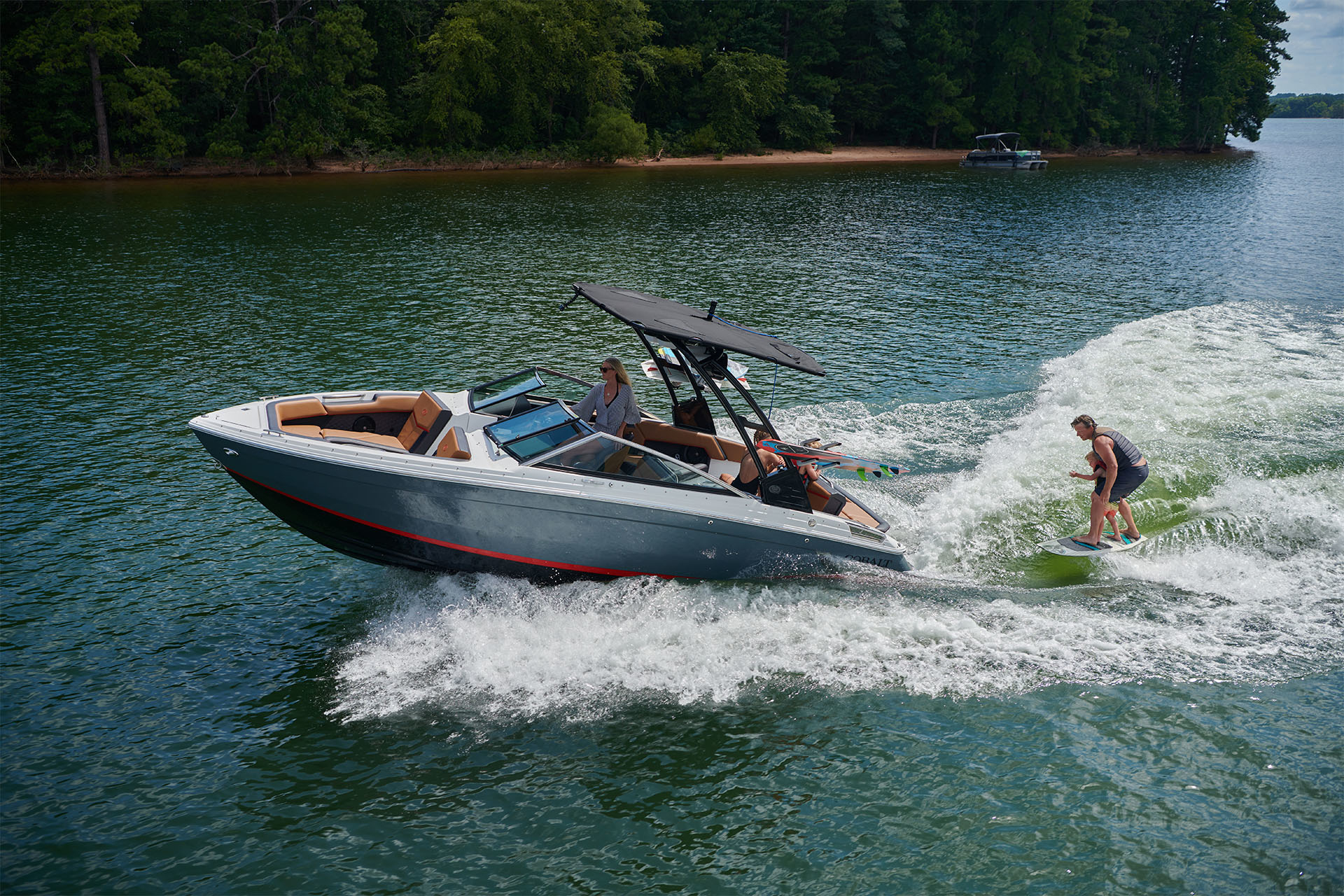 Cobalt R4 Surf: Prices, Specs, Reviews and Sales Information - itBoat