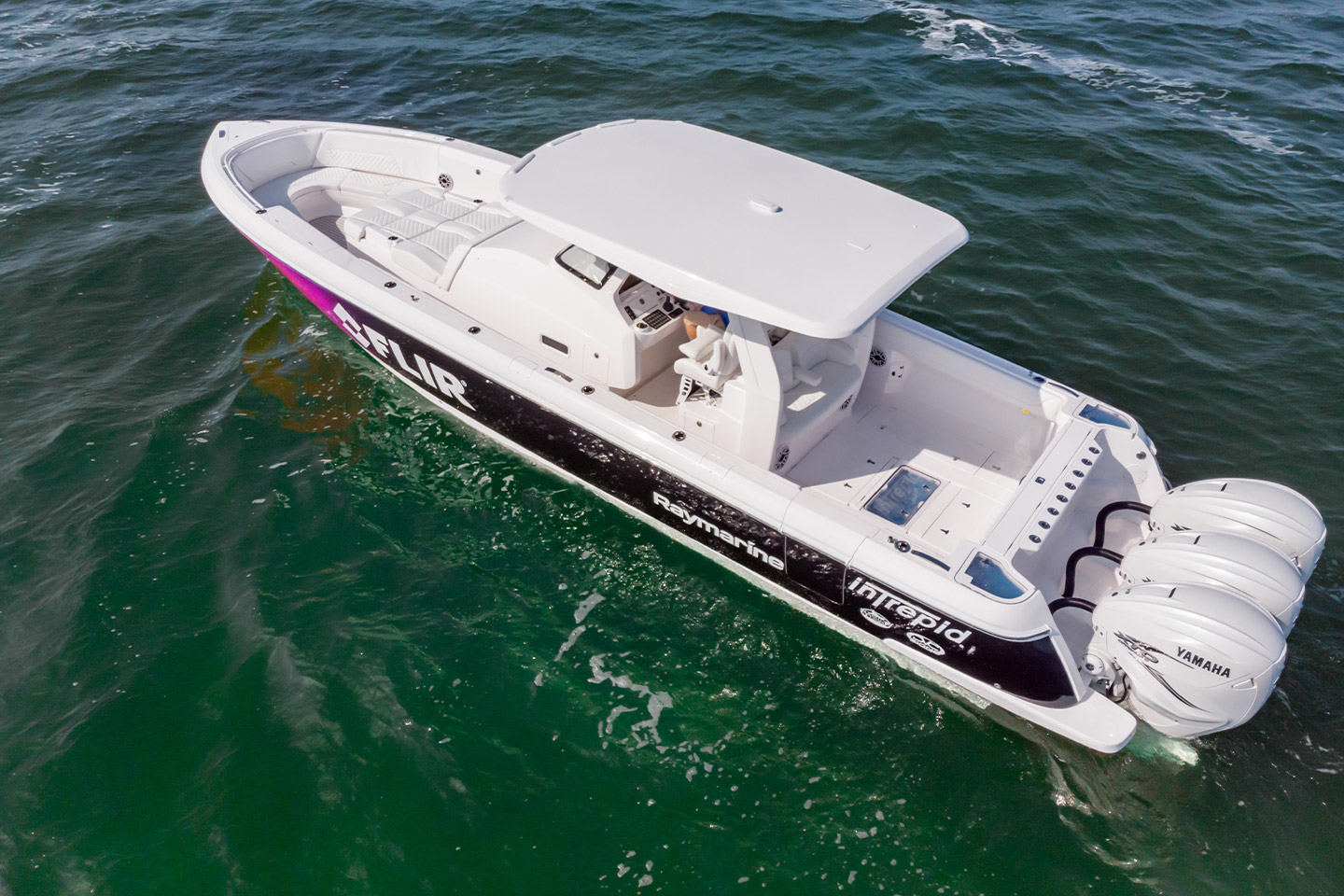 Intrepid 407 Nomad SE: Prices, Specs, Reviews and Sales Information ...