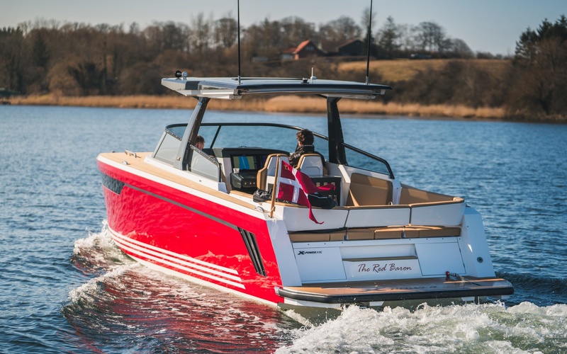 Cobalt R33: Prices, Specs, Reviews and Sales Information - itBoat
