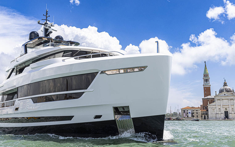 Ocean King 130: Prices, Specs, Reviews and Sales Information - itBoat