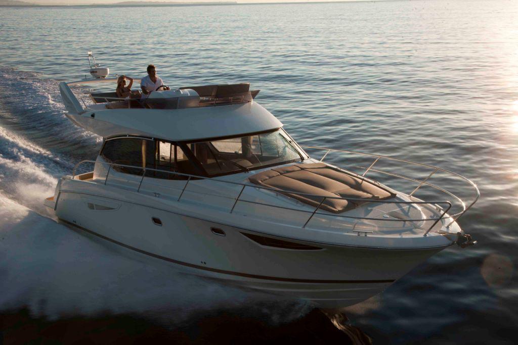Prestige 400: Prices, Specs, Reviews and Sales Information - itBoat
