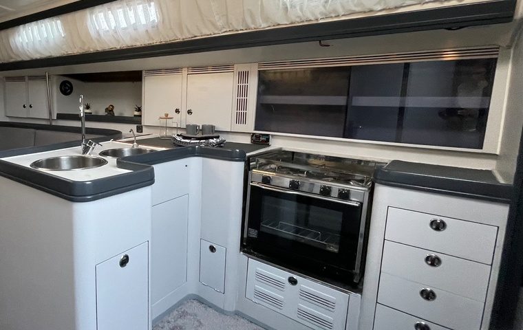 Продается: Elan Impression 40 (2003) парусная яхта - itBoat