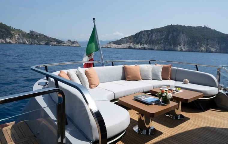 Perini Navi Bayesian Superyacht: Features, Photos & Specifications - itBoat