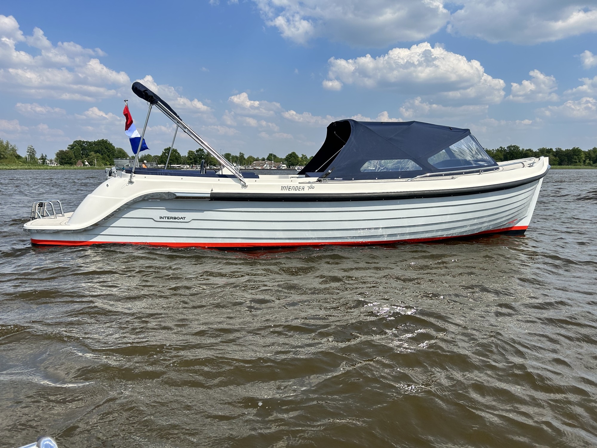 Interboat Intender 780: Prices, Specs, Reviews and Sales Information ...