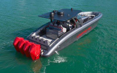 Midnight Express 60′ Pied-A-Mer: Prices, Specs, Reviews and Sales ...